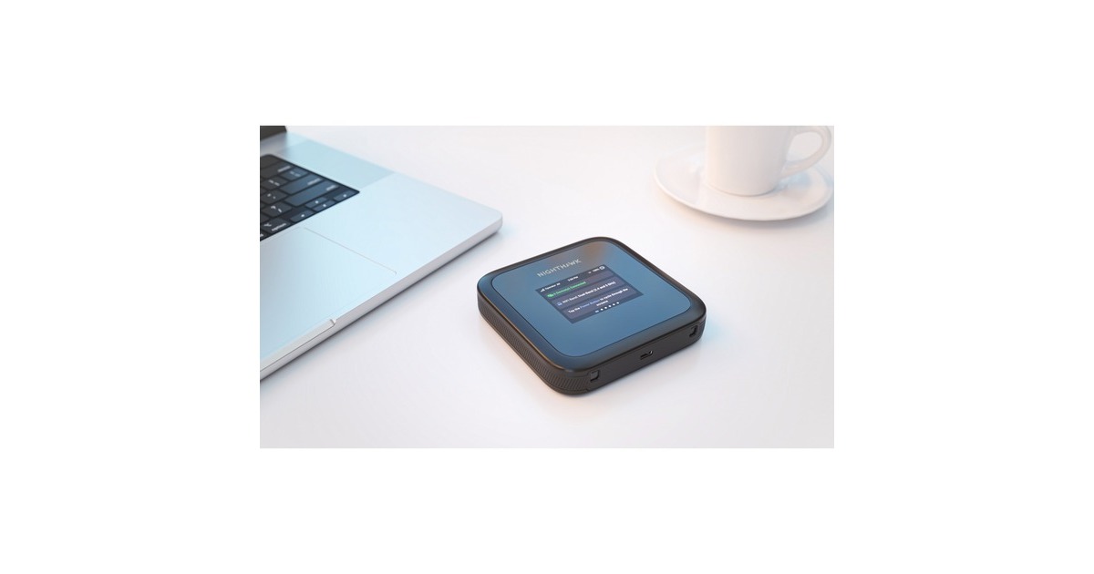 Netgear Nighthawk M3 WiFi 6, Mobile WLAN-Router schwarz