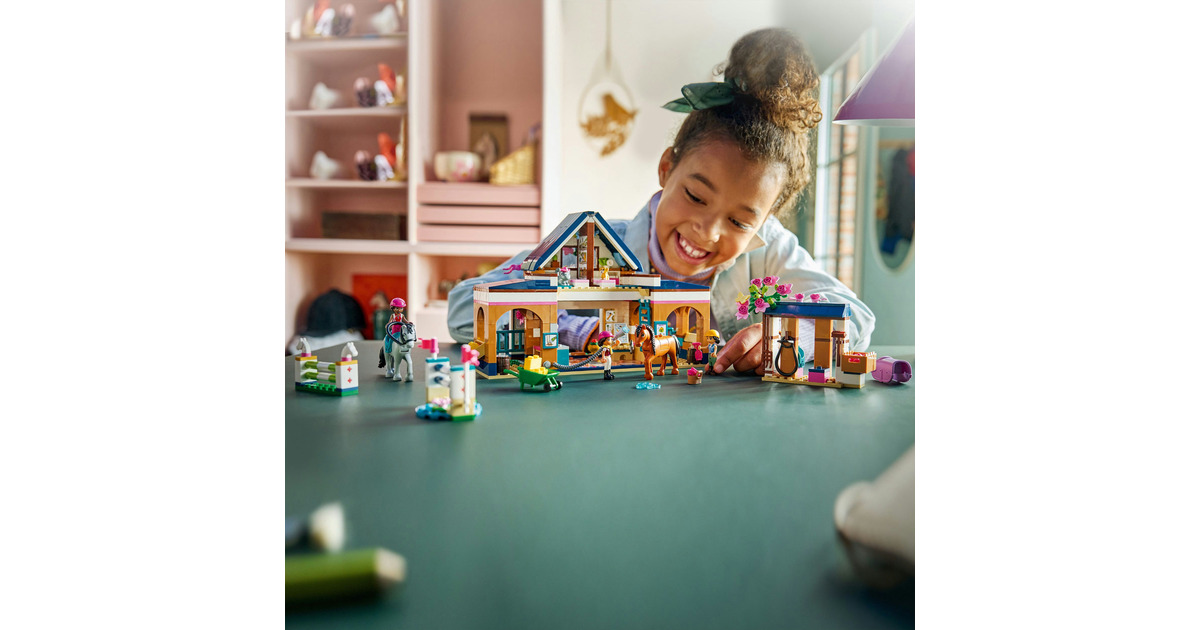LEGO 42688 Friends Pferdestall und Reitschule, Konstruktionsspielzeug