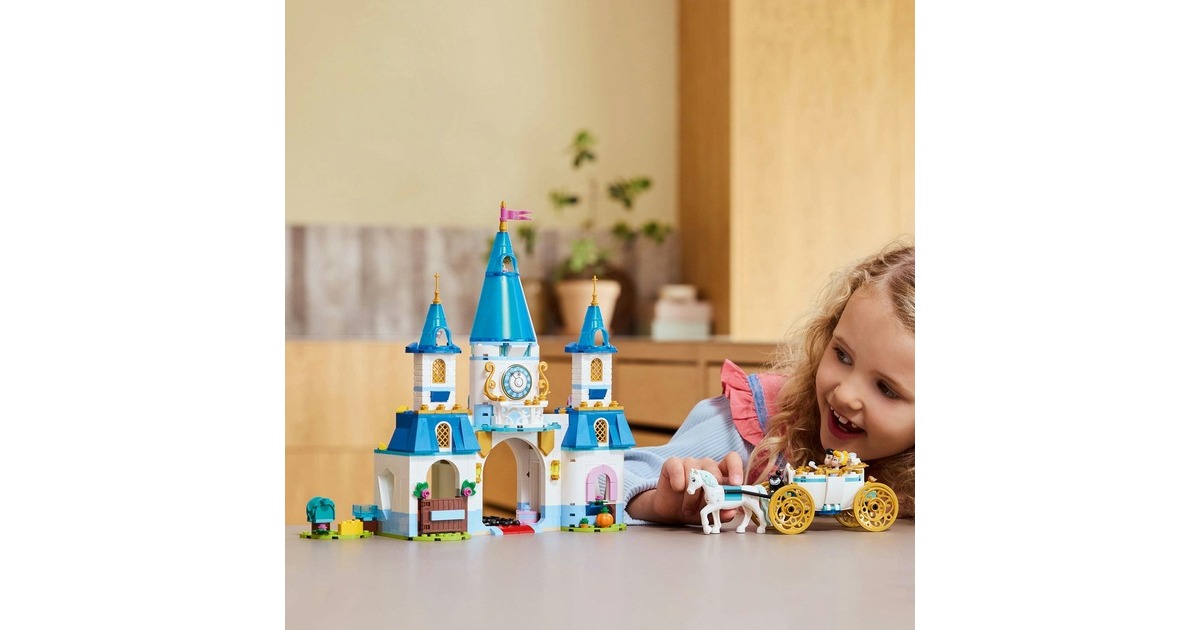 LEGO 43275 Disney Princess Cinderellas Schloss und Pferdekutsche ...