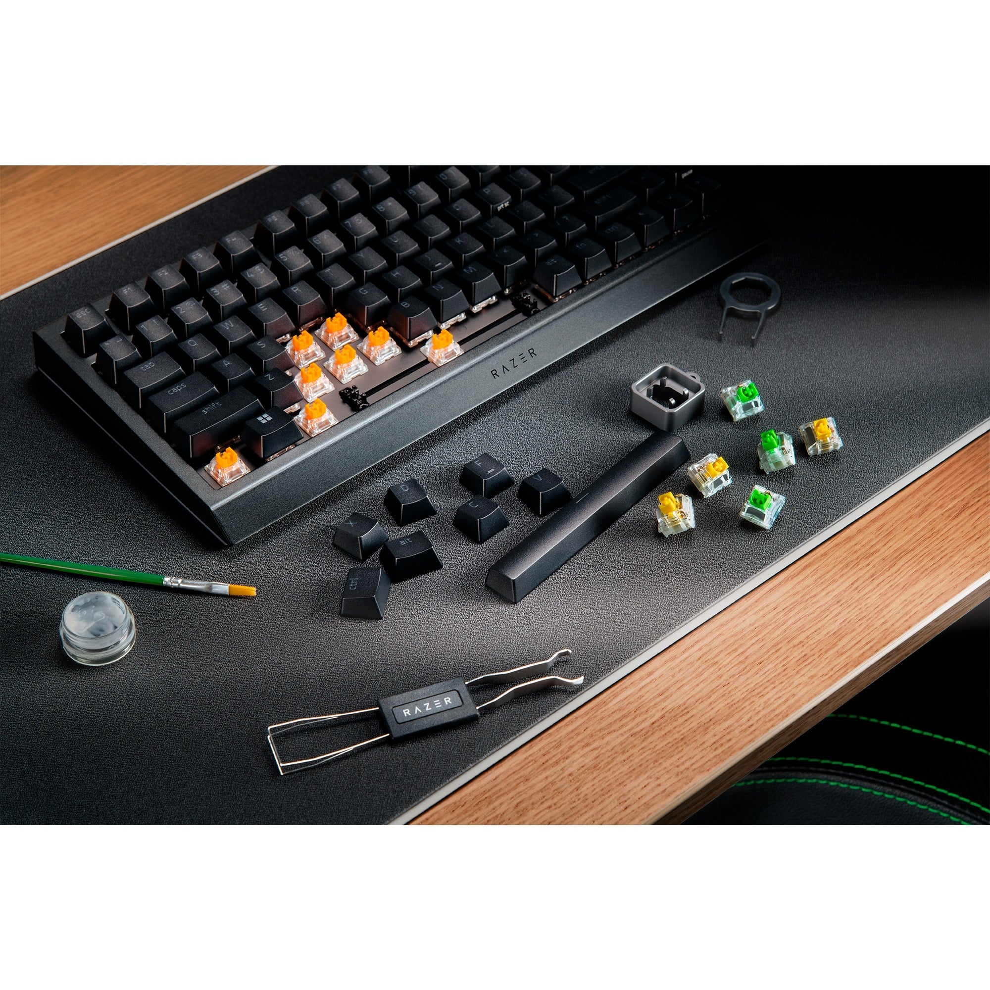 Razer BlackWidow V4 75%, Gaming-Tastatur schwarz, US-International ...